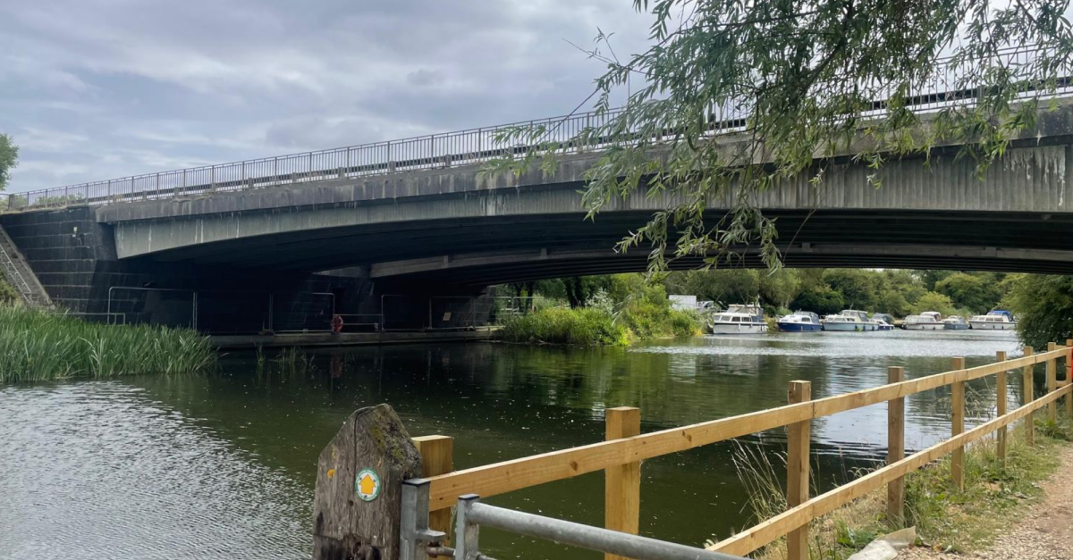Remedial works underway at the A34 Thames Wytham Crossing | VolkerLaser